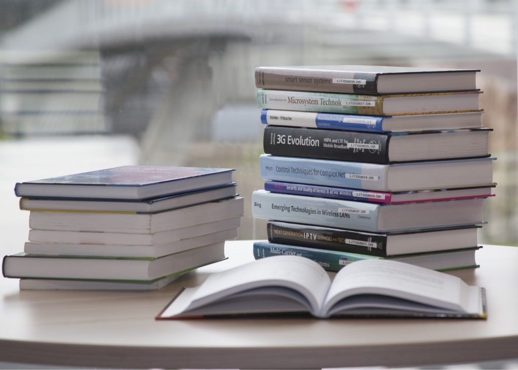 Best Books (I Read) in 2021 - The Family Trip